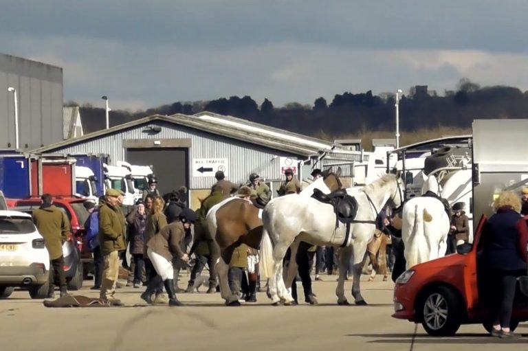Sabs Eye In The Sky Captures Croome & West Warwickshire Kill - Hunt ...